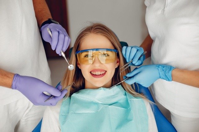 The Perfect Smile Awaits: Choosing the Right Braces Option for You ...